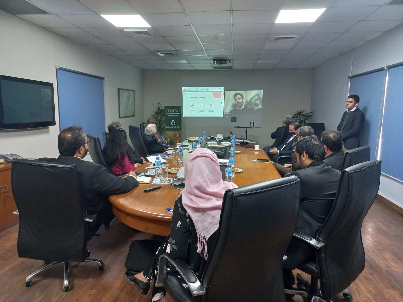 Terylene Clean: first traceable & sustainable 100% Recycled Polyester ...